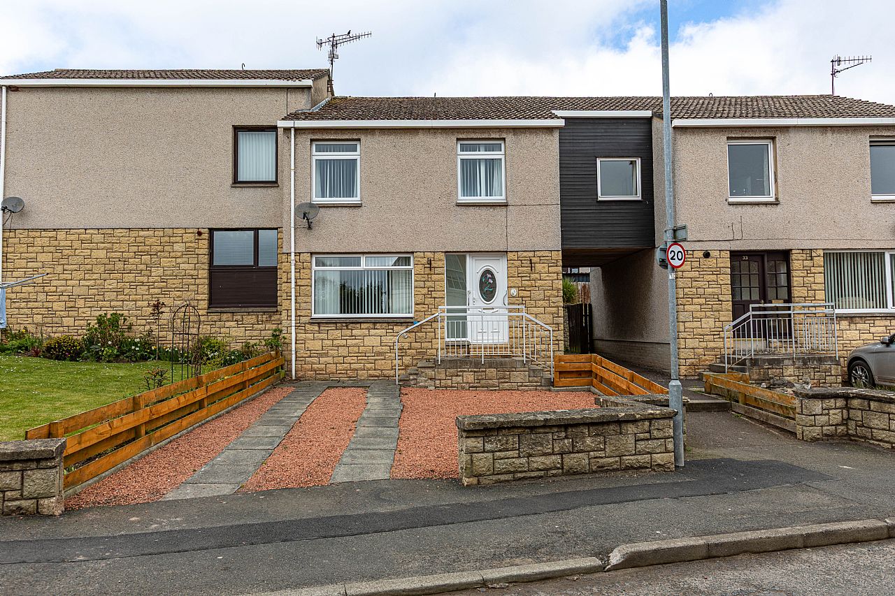 2 Bed Semi-Detached Villa in Guide Price £135,000 | 31 Easter Street, Duns TD11 3DW | BSPC