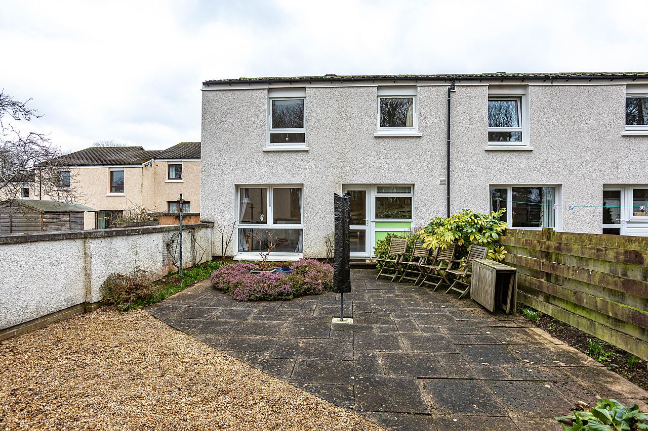 2 Bed Terraced Villa in Guide Price £165,000 | 9, Broadlee Bank ...